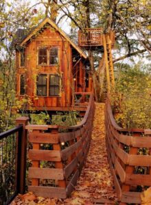 10 Gorgeous Affordable Tree House Models - Trend House Designs