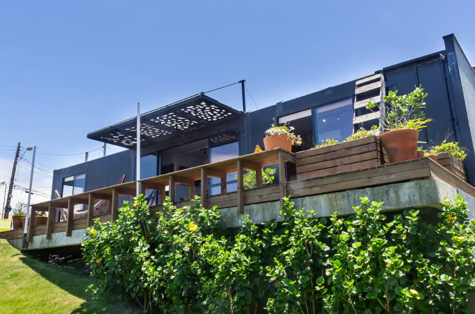 High 40ft Casa Container House in Campeche Beach - Trend House Designs