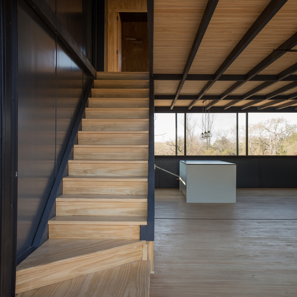 Discover Safe Elevated Shack System: 90 m² Huge Prefab Design - Trend ...