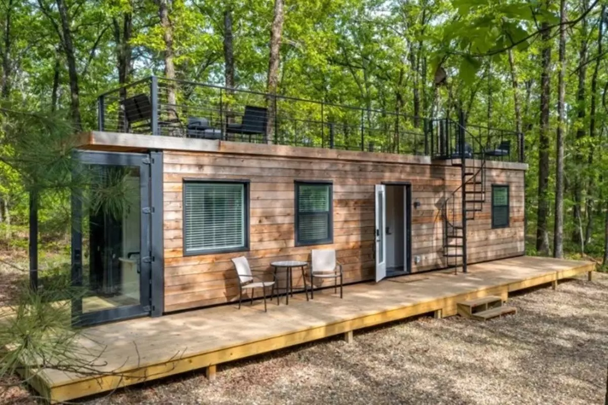 Eco Friendly 40 ft Portable Container Cabin Model - Trend House Designs